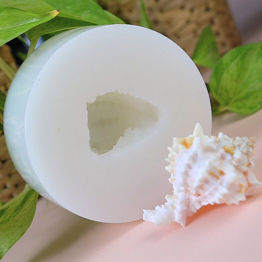 Caoutchouc silicone liquide pour moulage de résine époxy